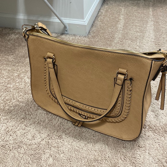 Sole Society | Bags | Sole Society Vegan Leather Crossbody Bag | Poshmark